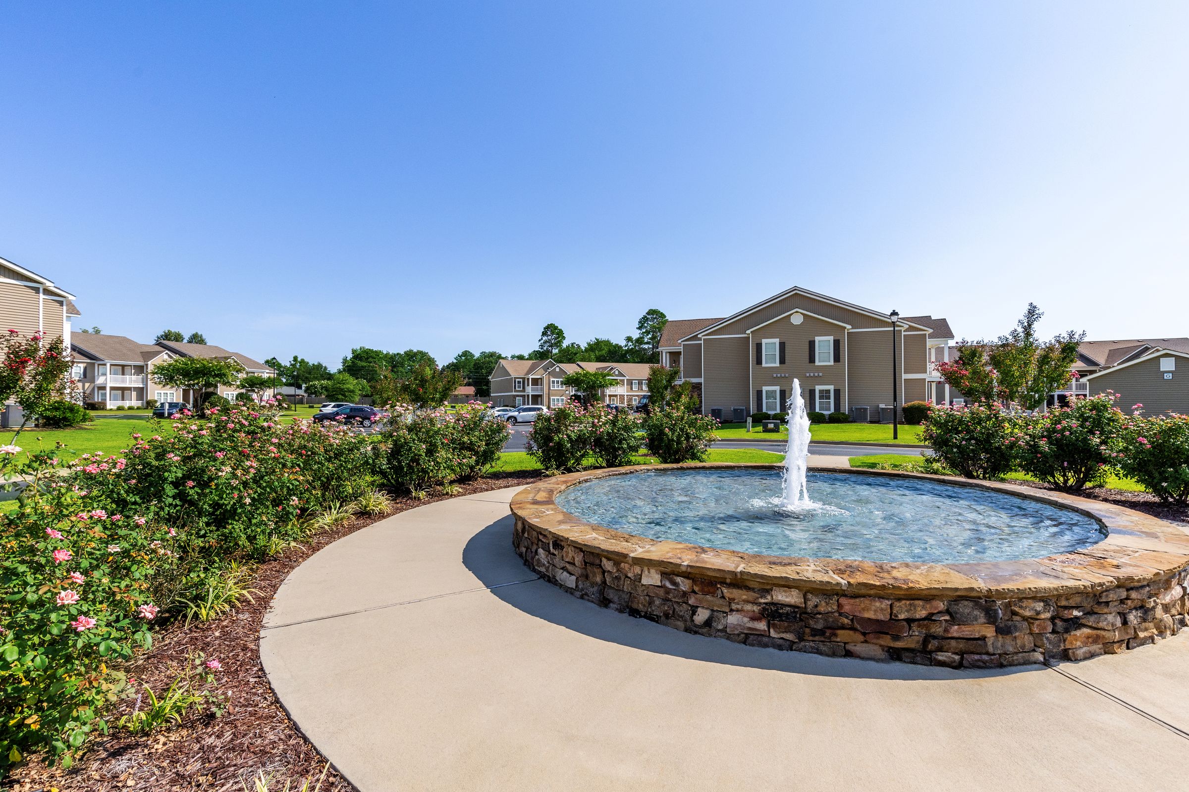 Gallery: Luxury Rentals in Warner Robins, GA - Hawthorne Crestview